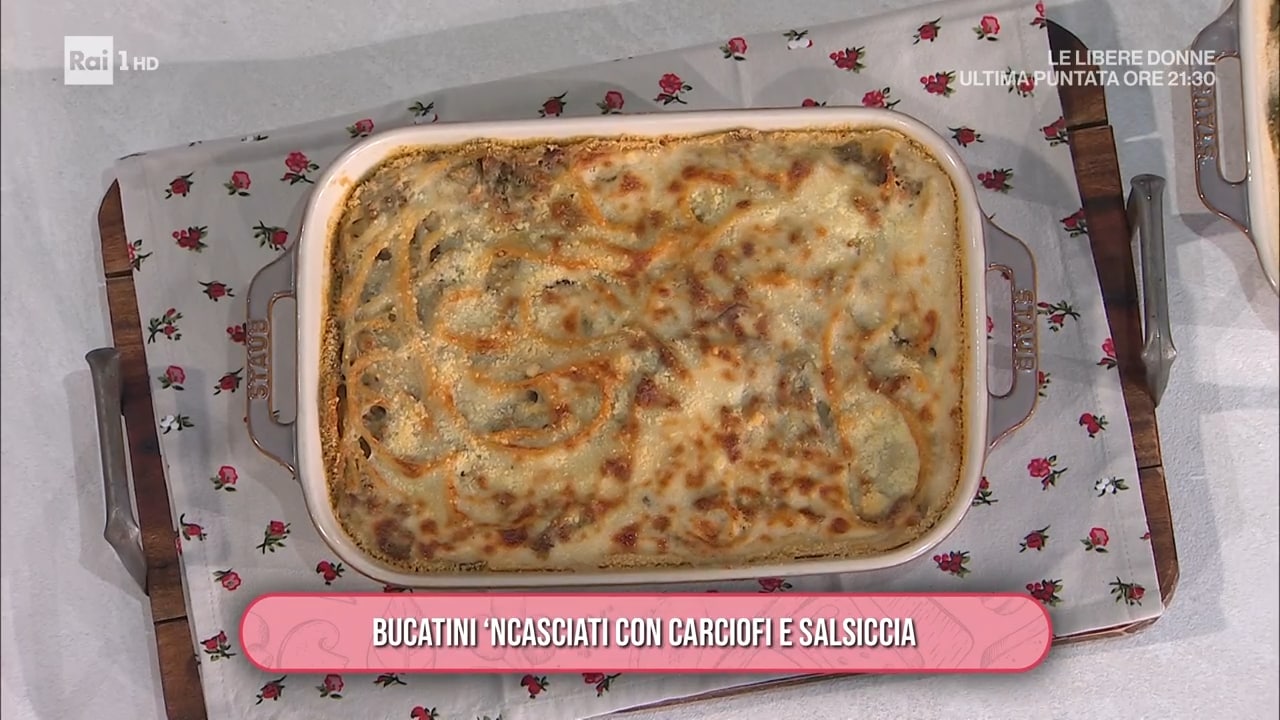 Bucatini 'ncasciati con carciofi e salsiccia - È sempre mezzogiorno 24 ...
