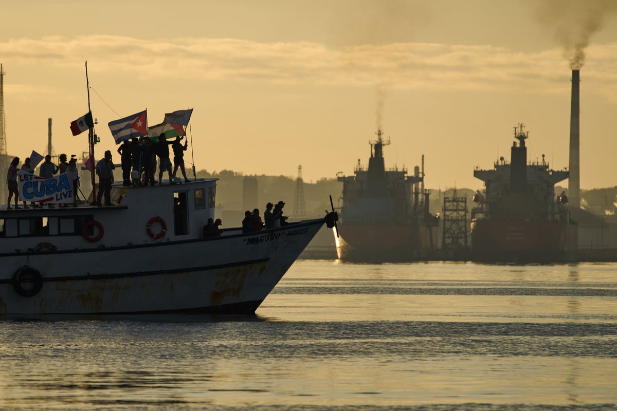 Aid flotilla arrives in Cuba as country’s energy crisis deepens