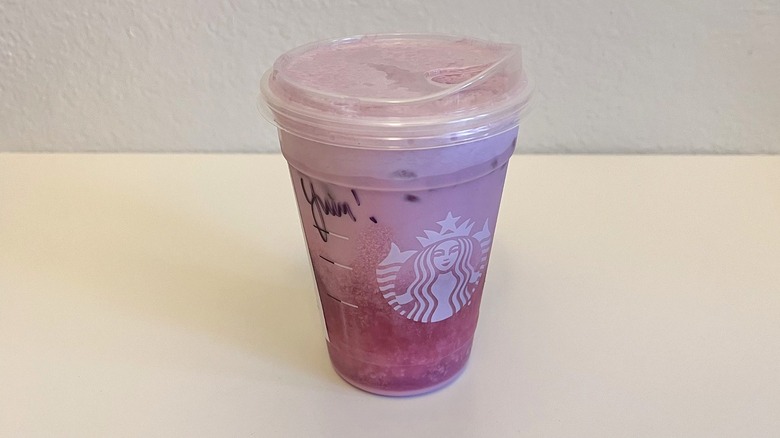 Review: Hannah Montana would have hated her new Starbucks drink — but I ...