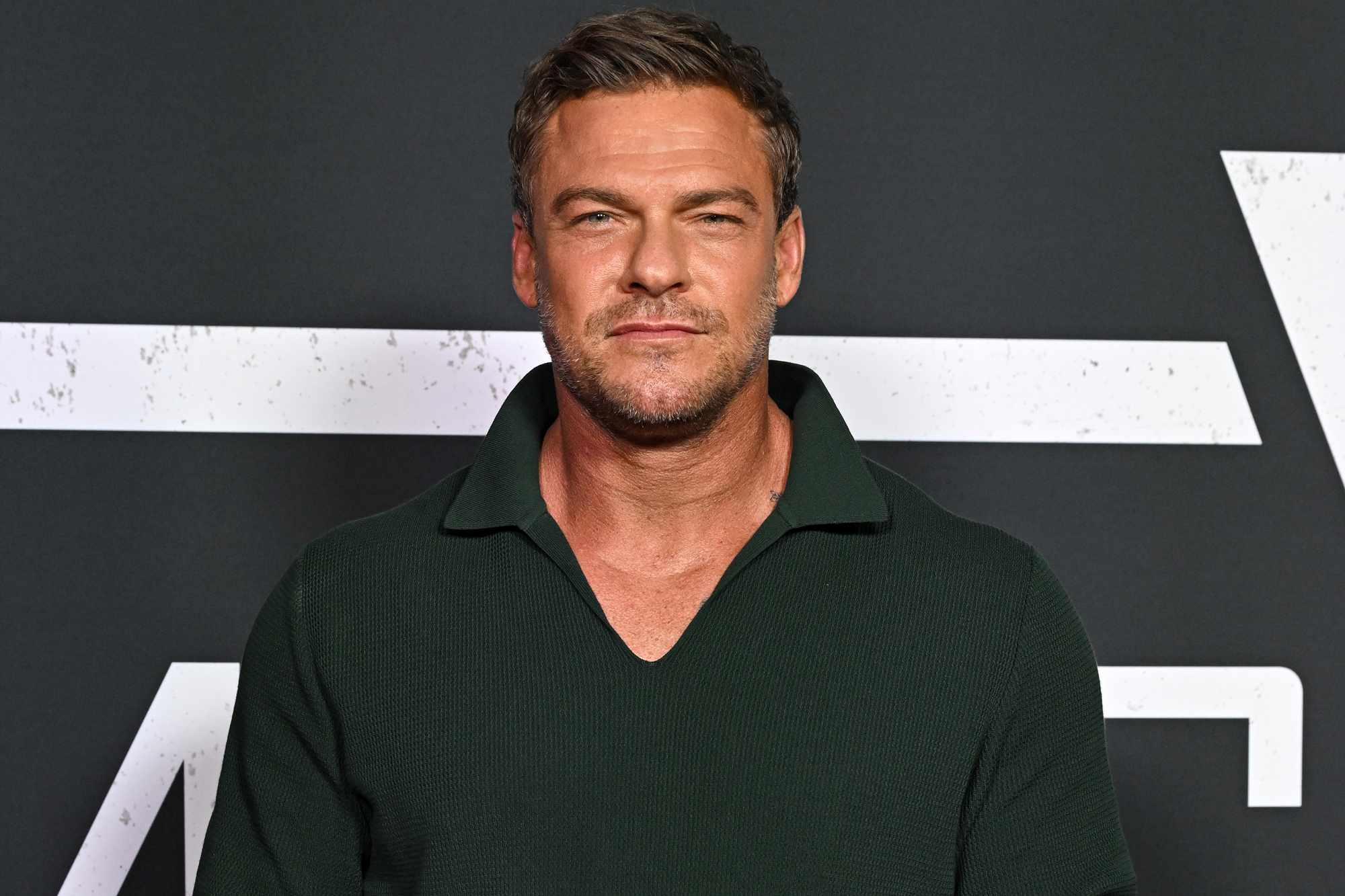 Reacher star Alan Ritchson posts cryptic quote after alleged ...