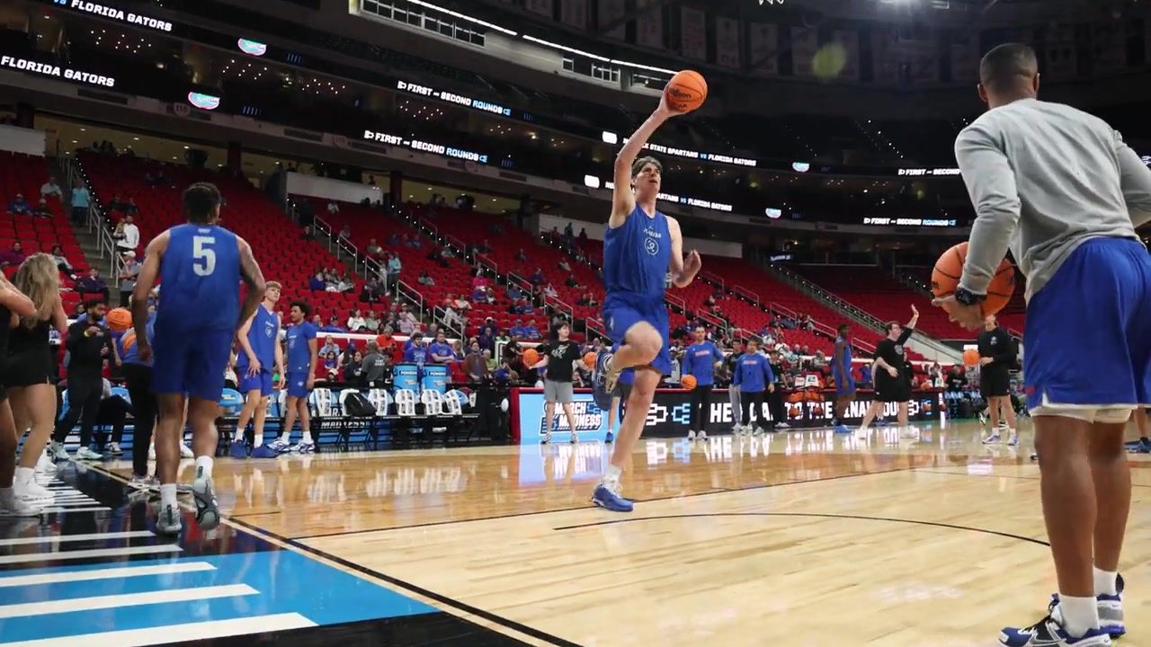 World's tallest player headed home from March Madness after coach outburst