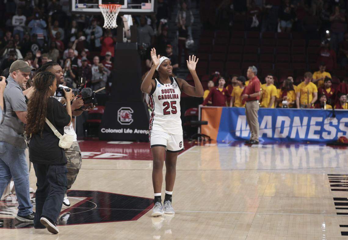 South Carolina's Raven Johnson has 'storybook ending' in final home game