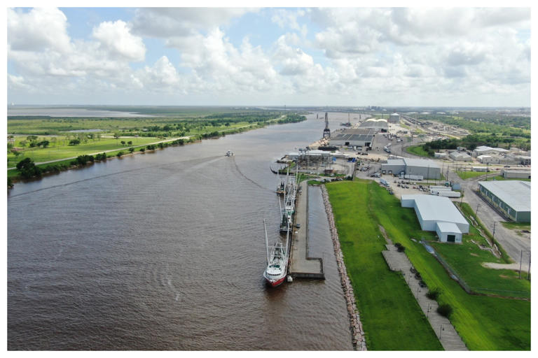 Valero Port Arthur oil refinery fire: What caused it, where is the ...