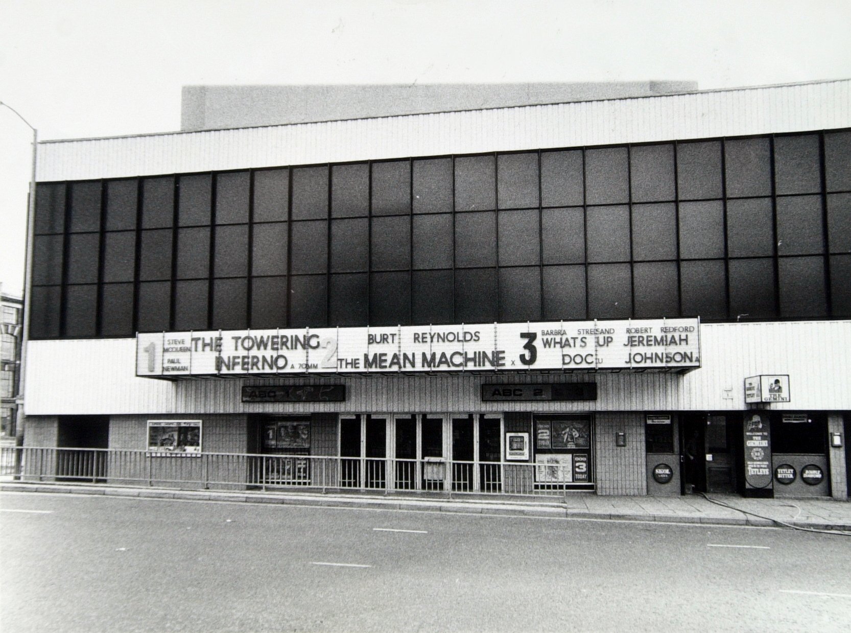 Yorkshire retro: 52 photos capture the glamour of old cinemas ...
