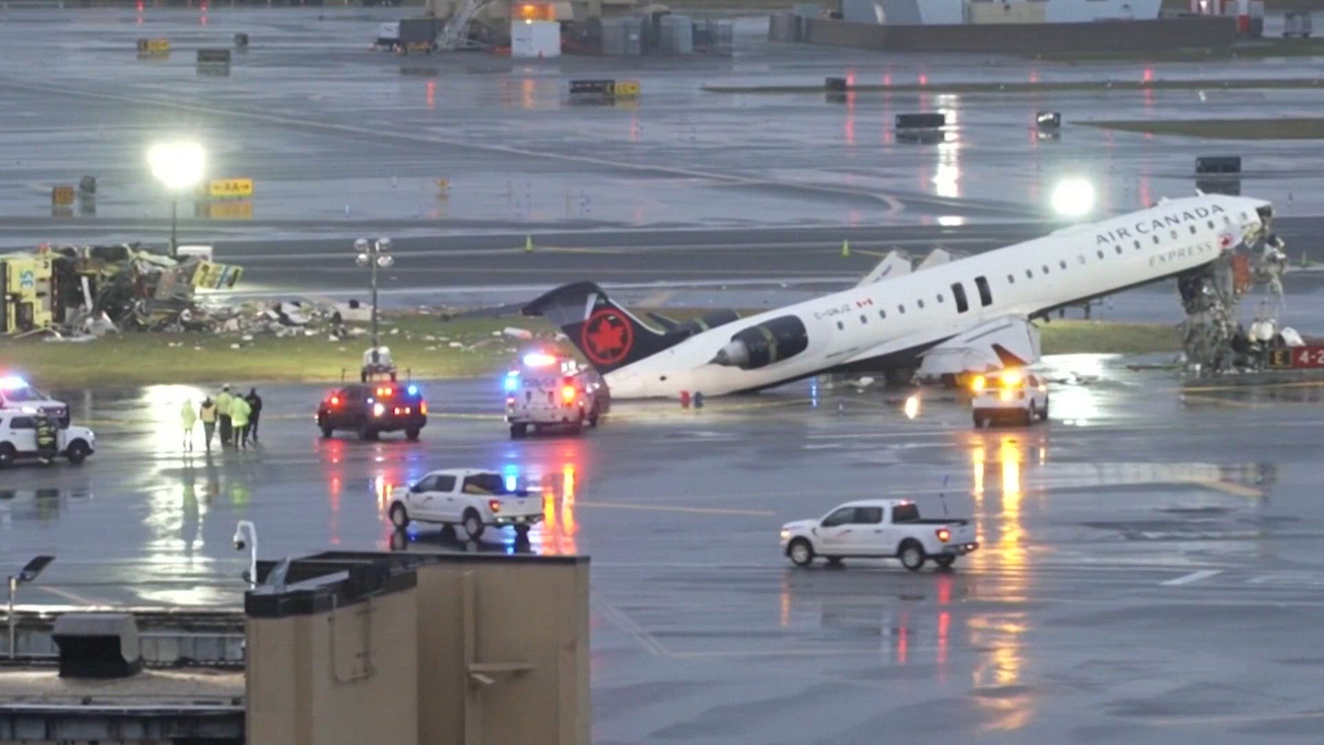 Video shows deadly LaGuardia crash as investigators review runway collision