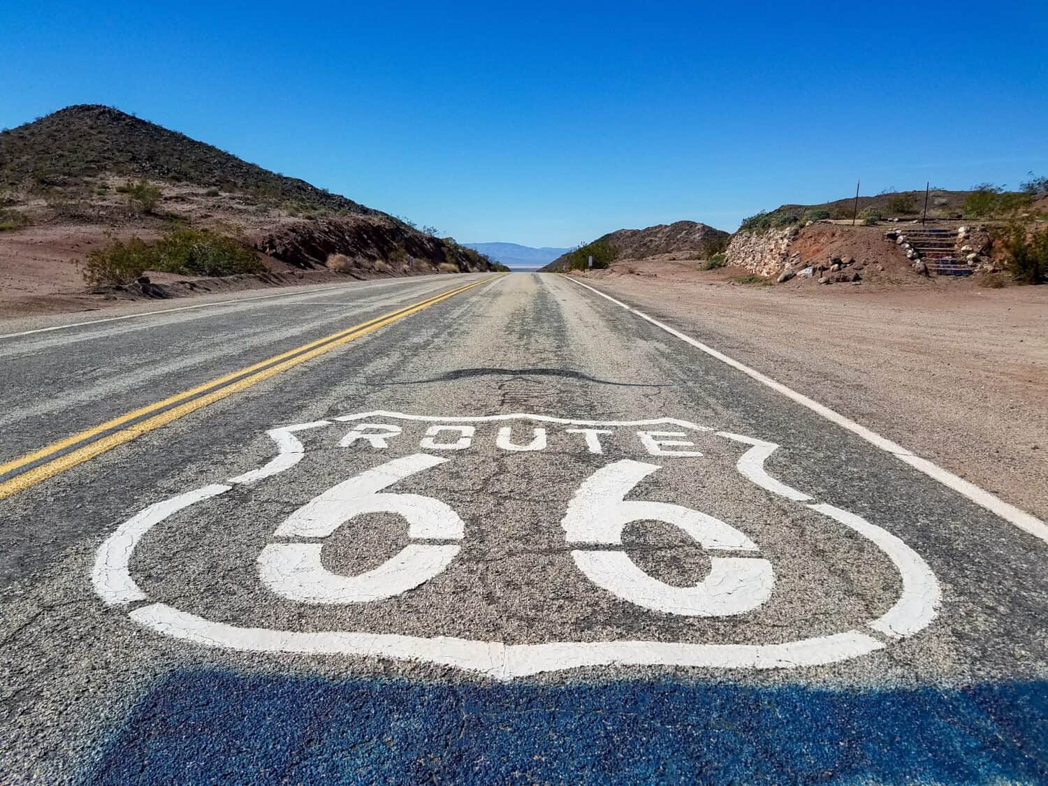 10 scenic highways that are perfect for family road trips