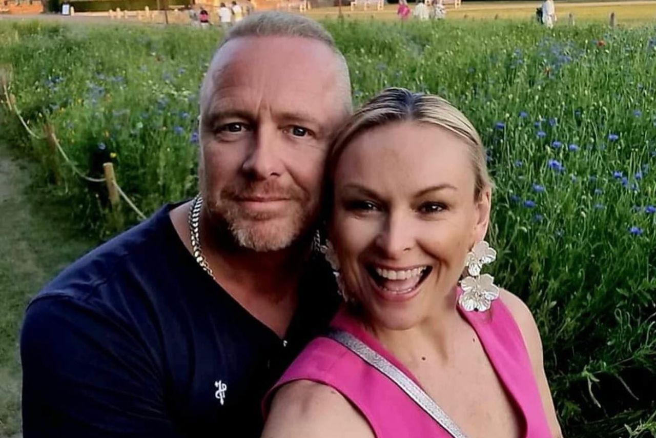 All about late “Married at First Sight UK.” host Mel Schilling's ...