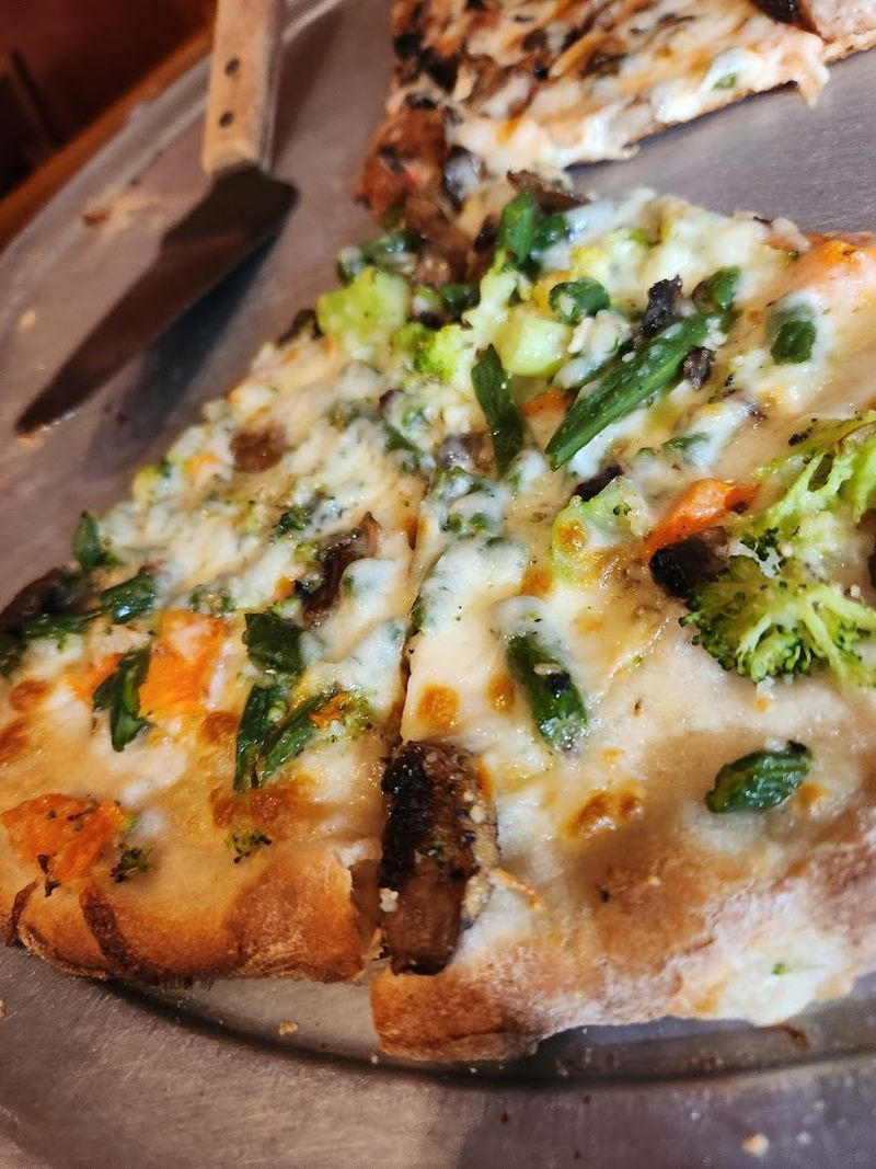 This New Jersey staple lets you experience 50 years of pizza mastery ...