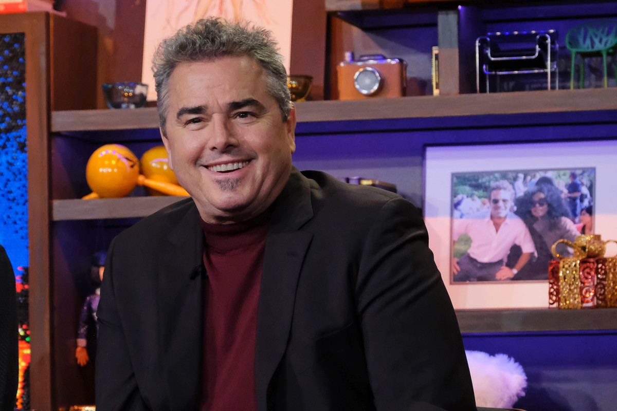 Christopher Knight and Seth MacFarlane meet to confirm they are not the ...