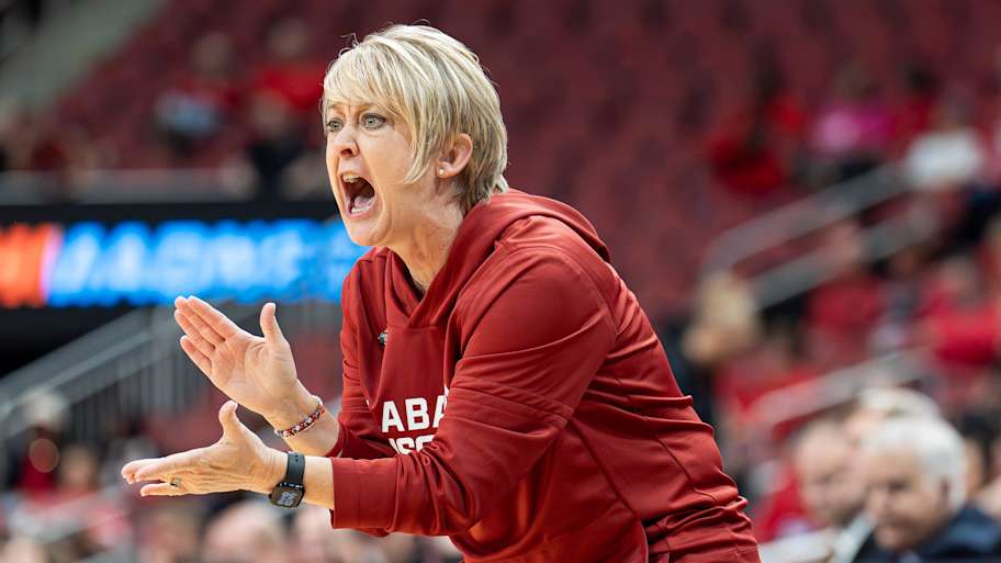 Kristy Curry leaving Alabama after 13 seasons for Group of Five program