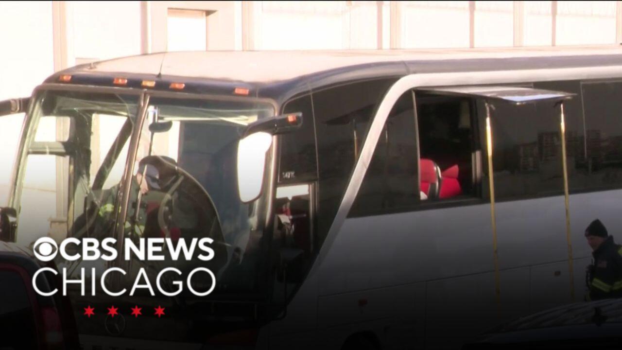 Bus driver charged in tour bus crash that left 41 hurt in Green Bay ...