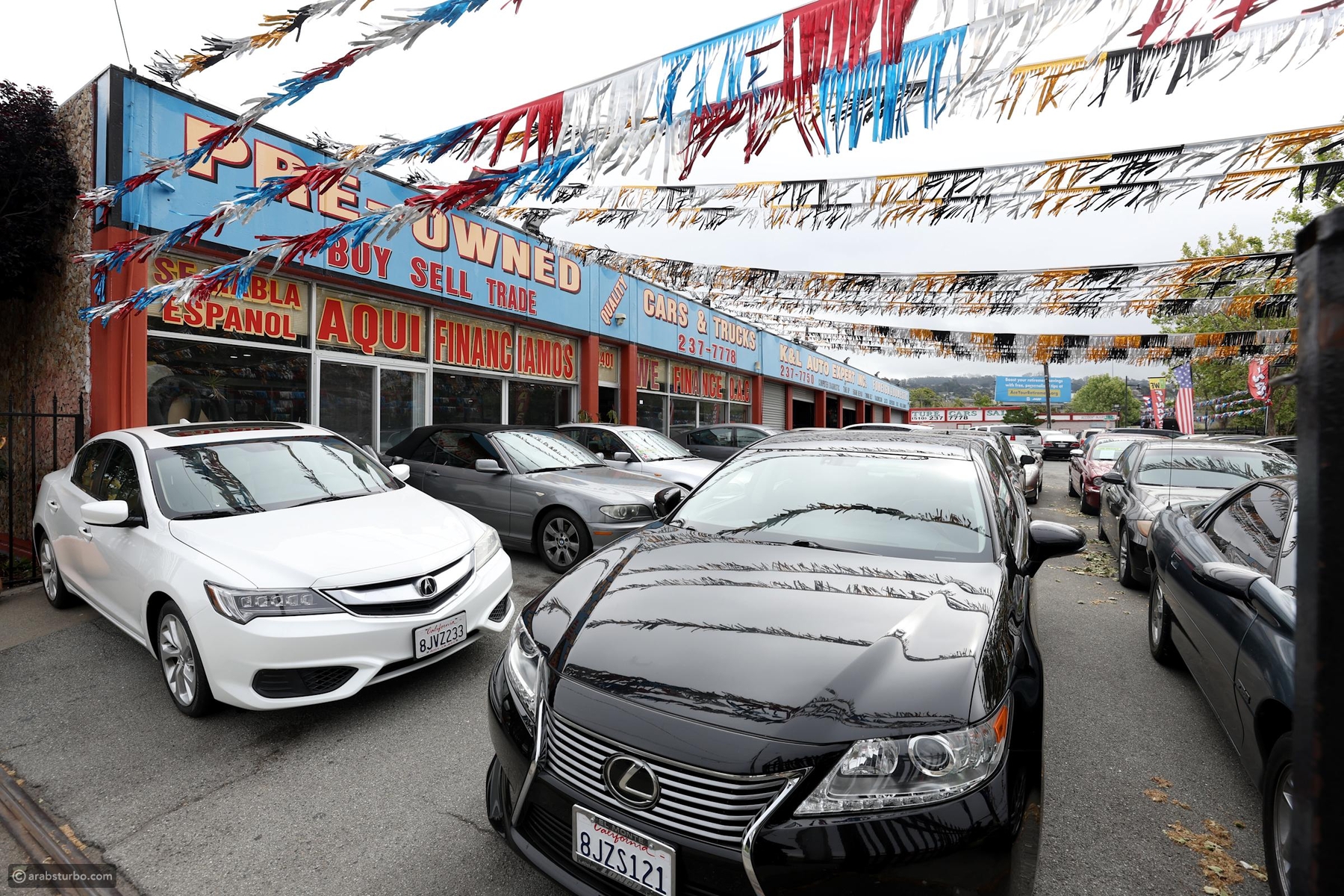 Which used car is better: low kilometers or newer model?