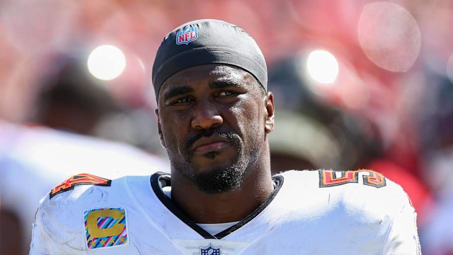 Buccaneers legend Lavonte David retires after 14 NFL seasons