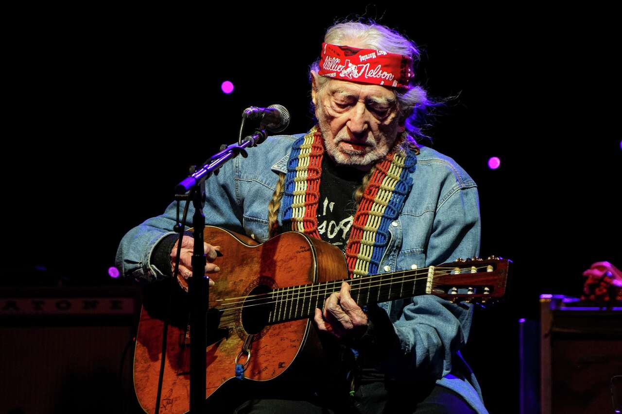 Willie Nelson, 93, named among NYT's 30 greatest living American ...