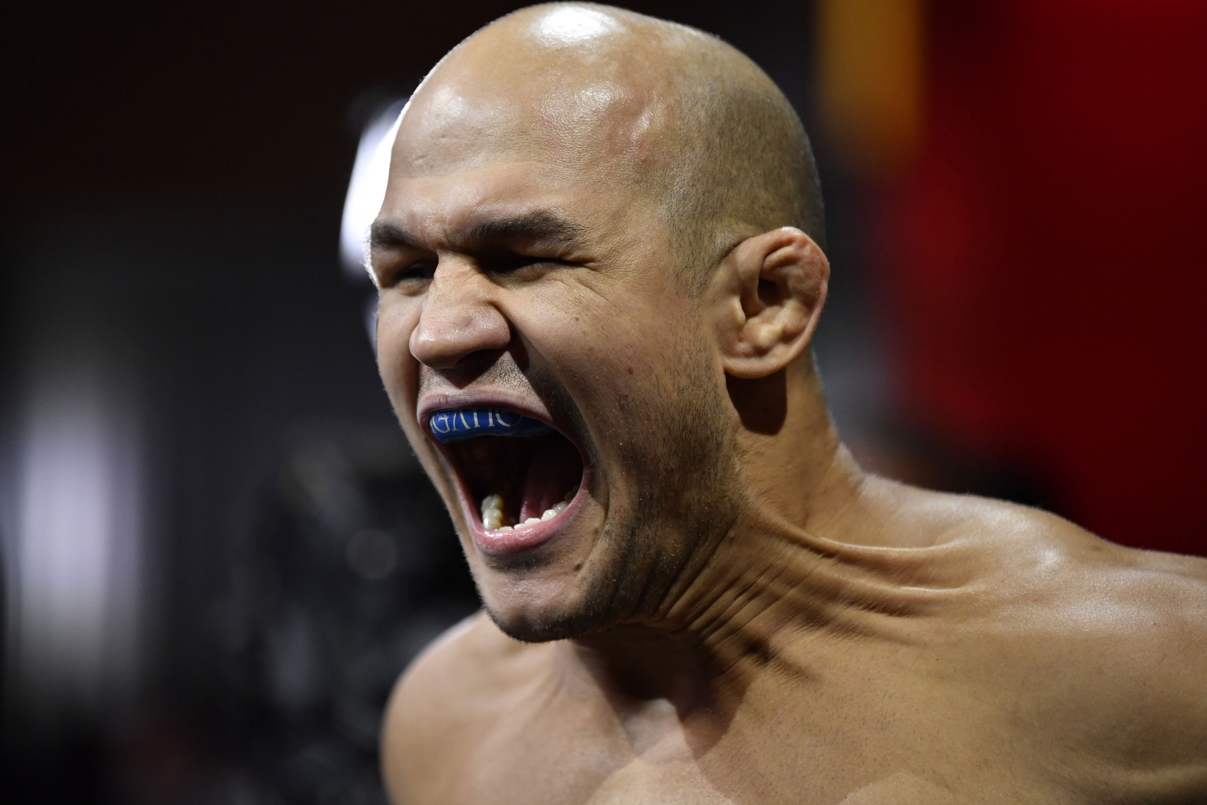 MVP reveals final bouts for 'Rousey vs. Carano' fight card on Netflix ...