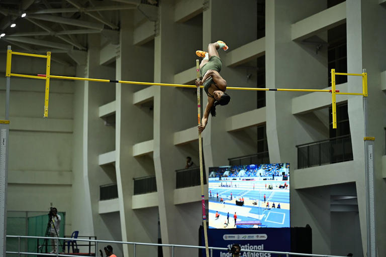 Tamil Nadu's Baranica vaults to national record