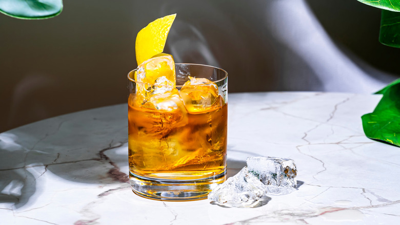 5 bourbon and soda pairings that just work
