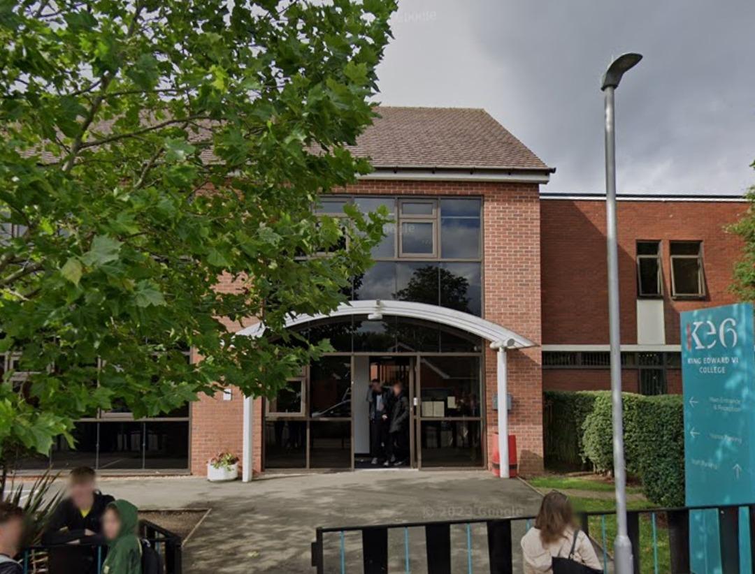 Parents and children alarmed after wrongly being told Nuneaton college ...