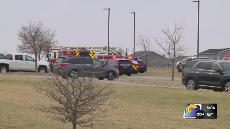 15 students injured after vehicle hits pedestrians in Ankeny school ...