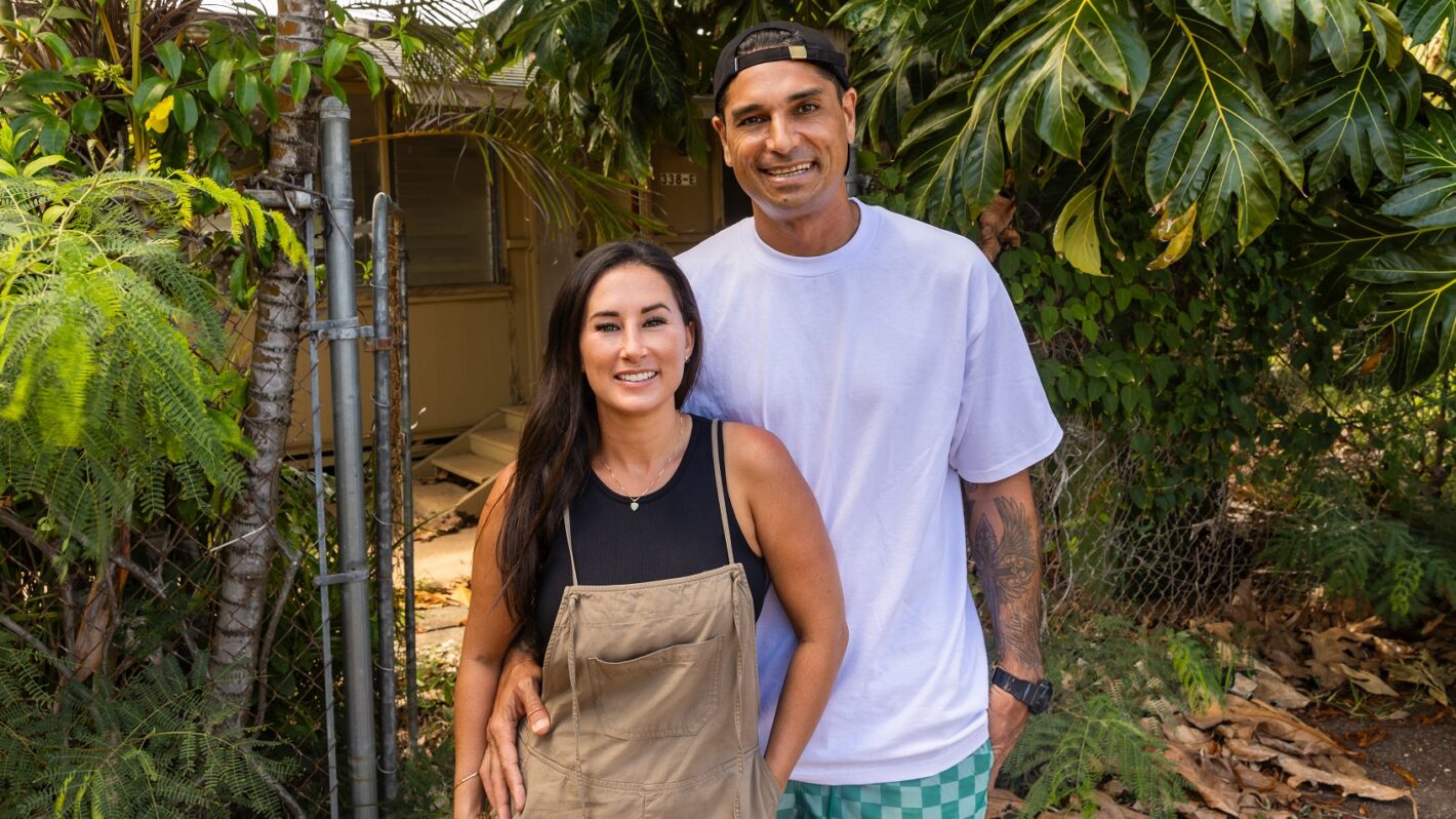 Tristyn & Kamohai Kalama welcome adorable new family member