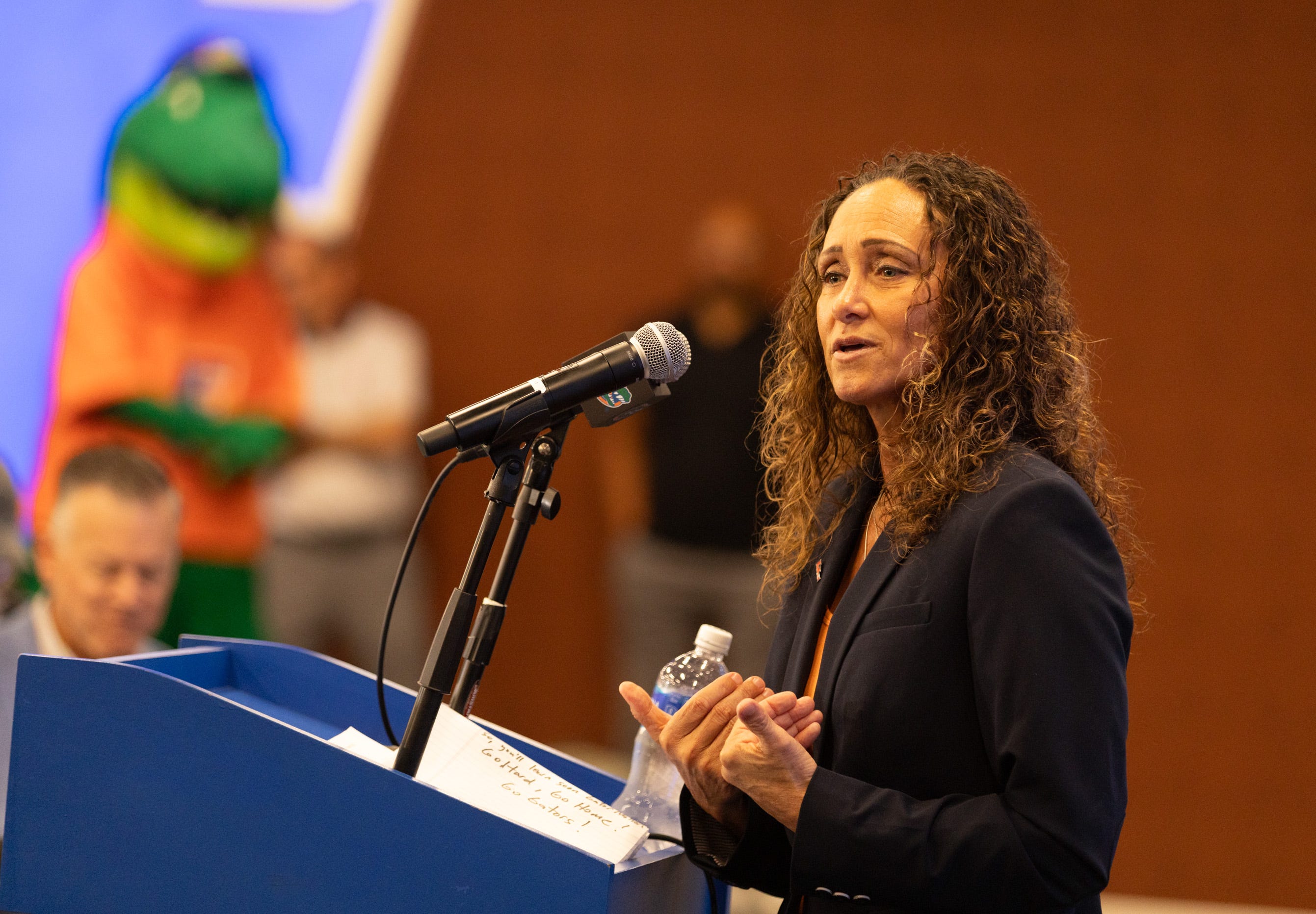 Experience headlines Tammi Reiss' staff hires for Florida women's ...