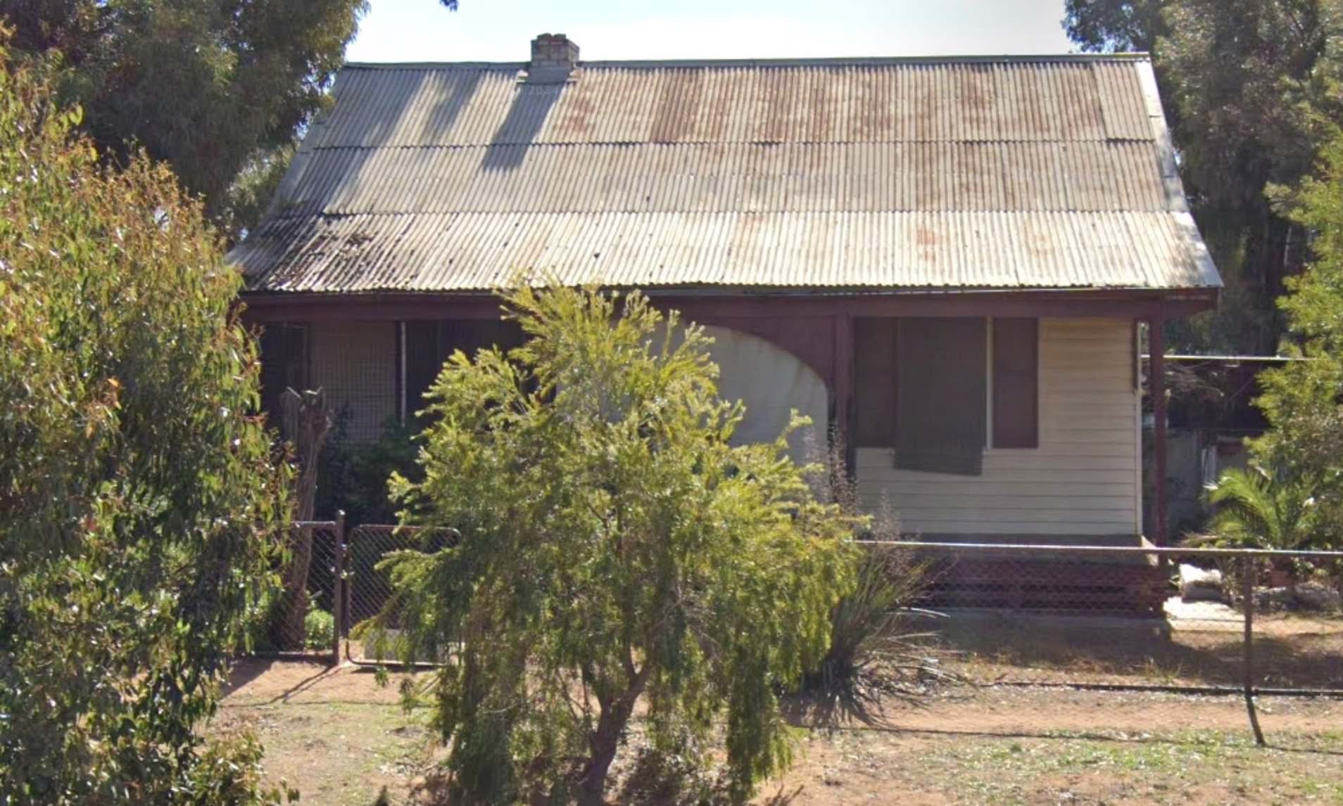 Is this Australia's cheapest house? Property sells for $80,000 - but ...