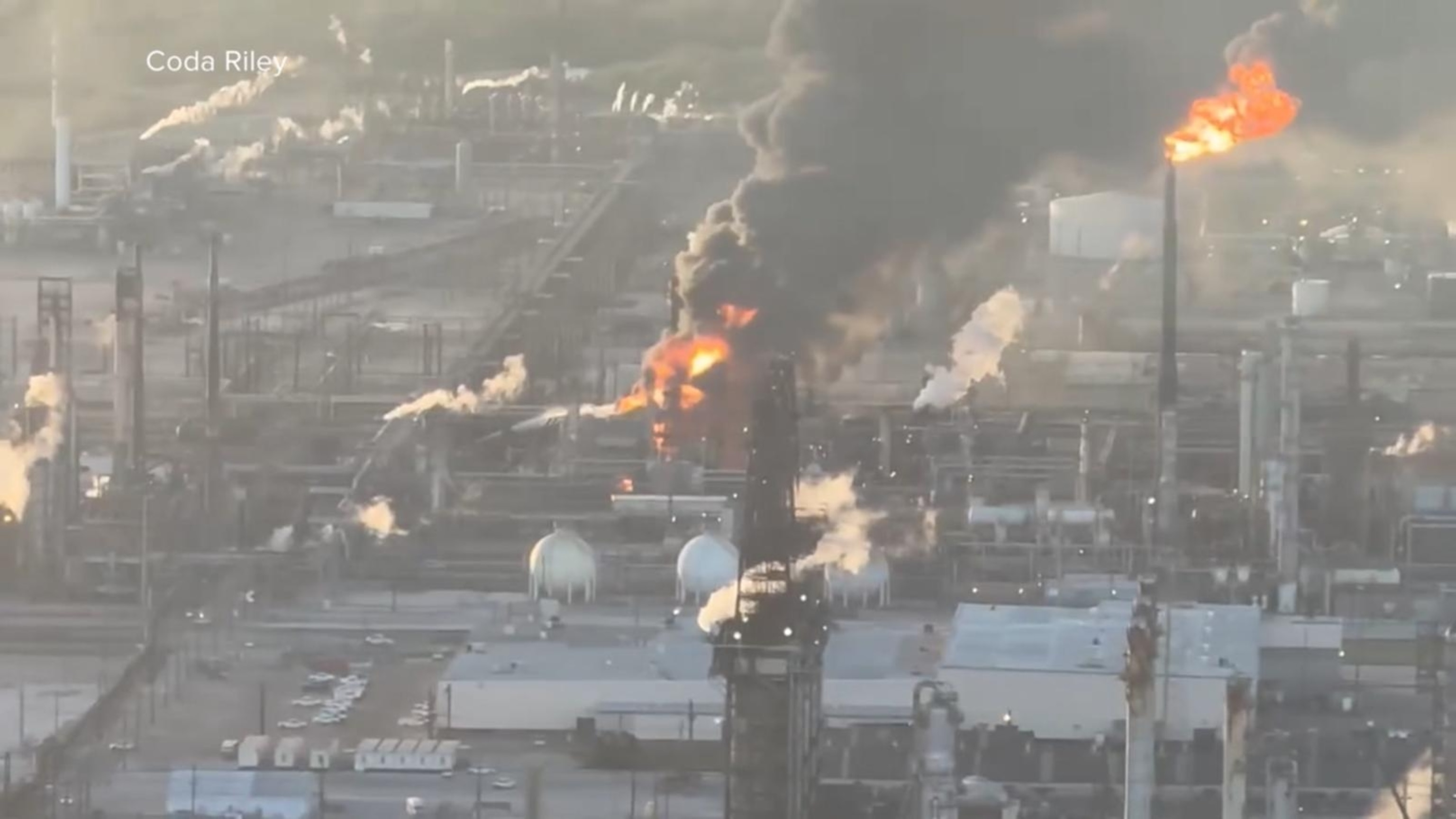 Investigation underway after massive explosion at Texas oil refinery