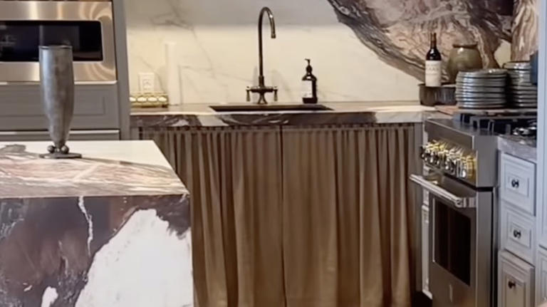Nate Berkus shares his simple way of hiding kitchen storage space in style
