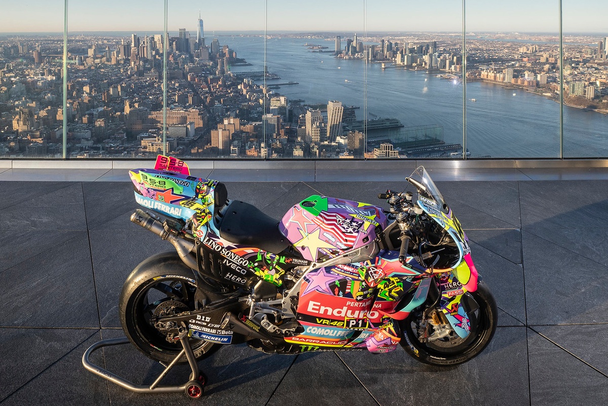 MotoGP | La VR46 presenta a New York la livrea "Pop Art" per il GP ...