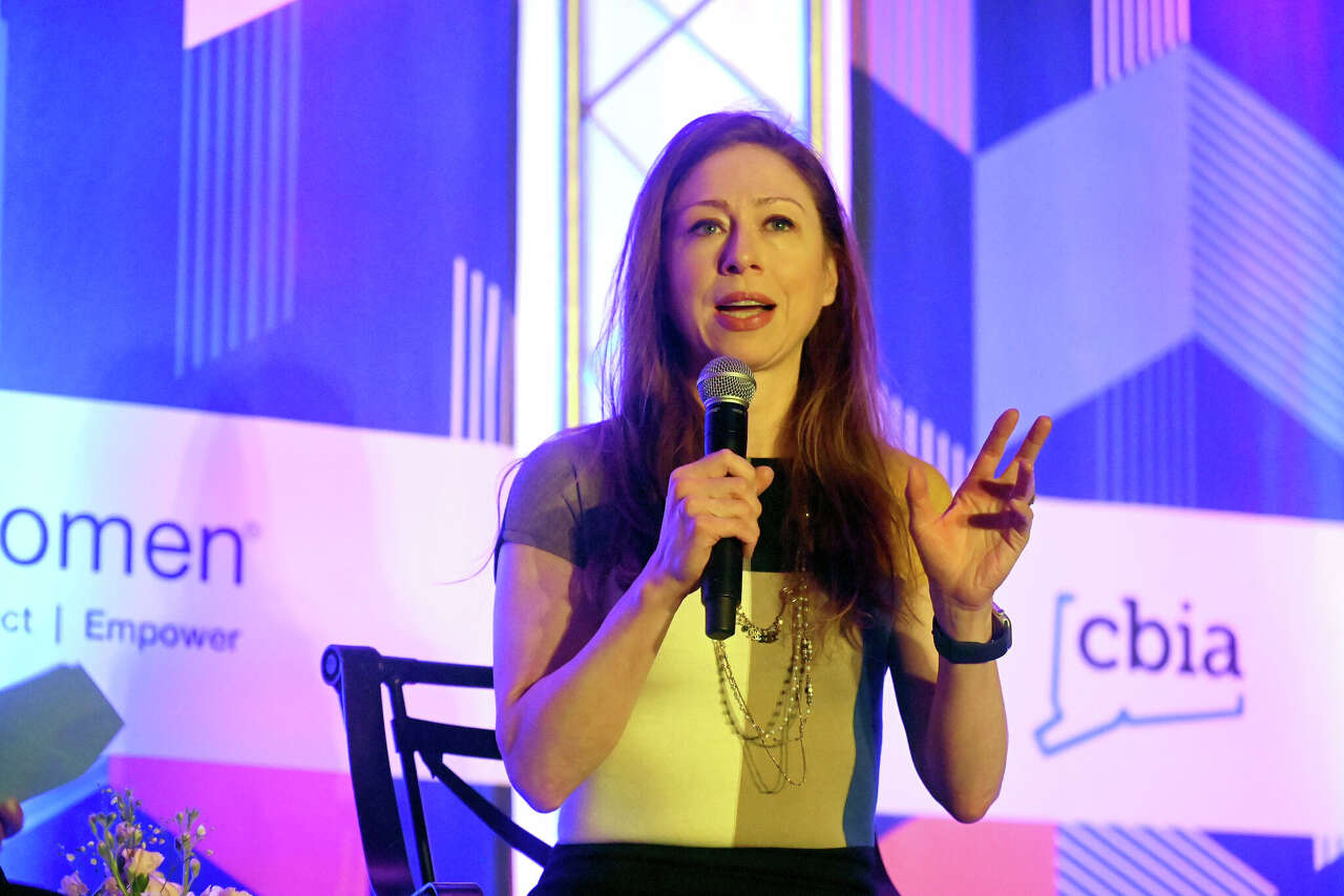 Chelsea Clinton discusses parents, social media and vaccines at ...