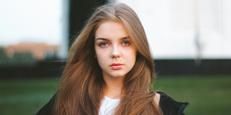 16-year-old not invited to a family friend's wedding but is still ...