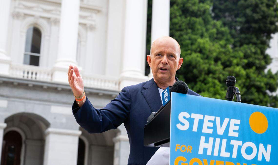 Democratic poll shows two Republicans ahead in California governor's race
