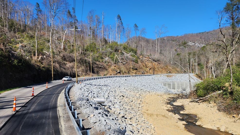 US 64 into Bat Cave reopens March 28 with temporary traffic pattern ...