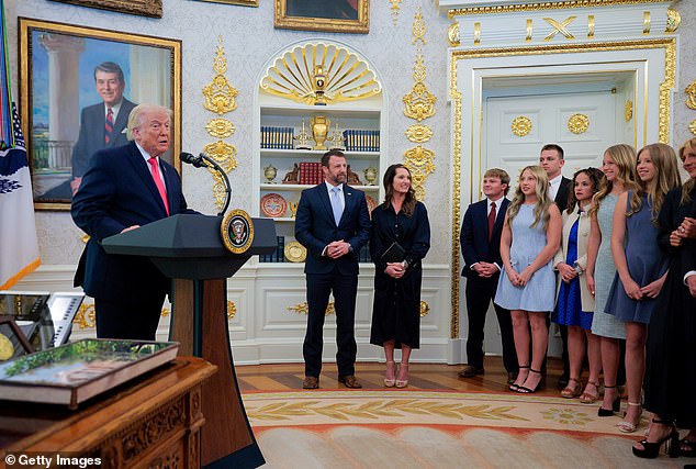 Markwayne Mullin's face says it all as Trump admits he 'didn't know' he ...
