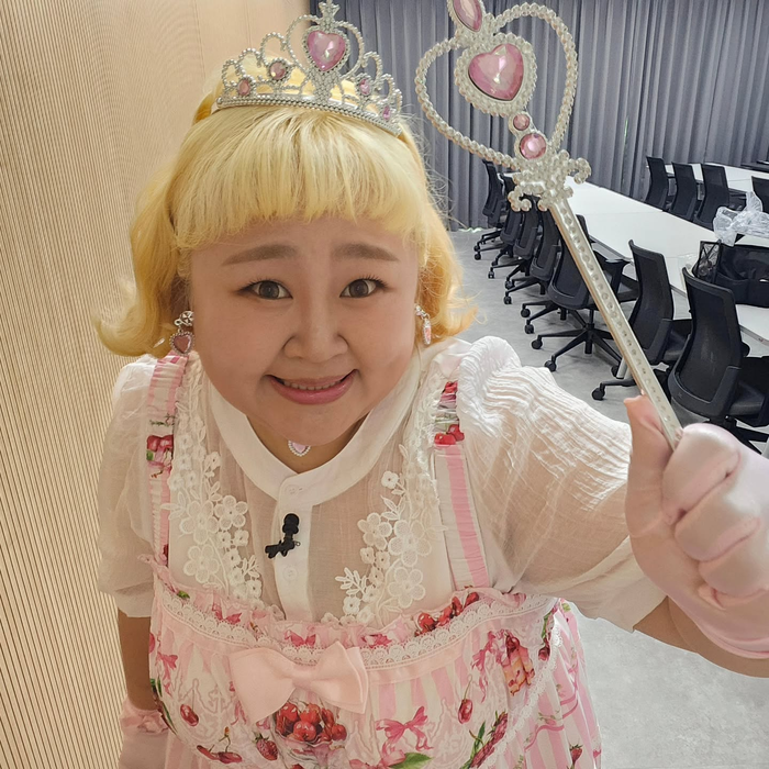 ‘40kg 감량’ 홍윤화, 건강 악화로 대학병원행… “오한·이명 있어”