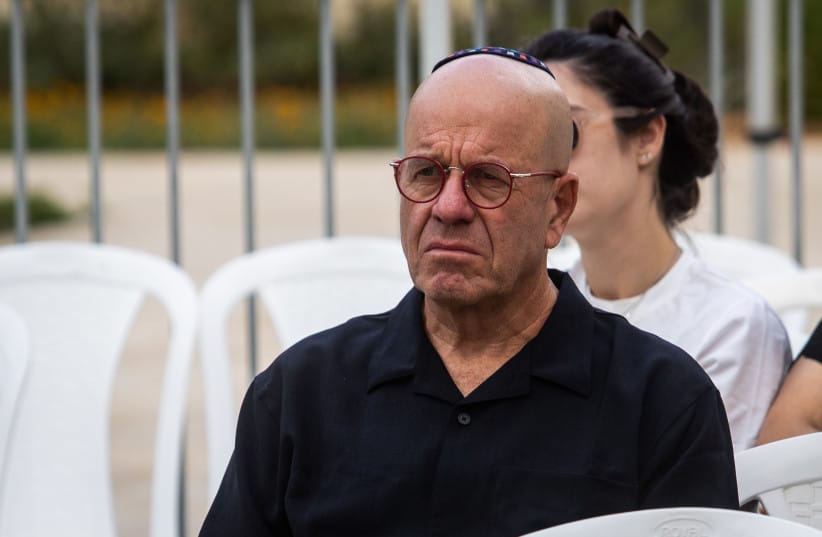 Avraham Burg, longtime fixture of Israeli left, meets Tucker Carlson on ...