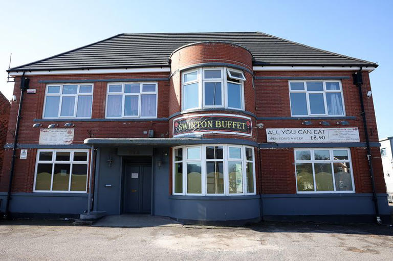 I visited the 'cheapest' all-you-can-eat Chinese buffet in Manchester