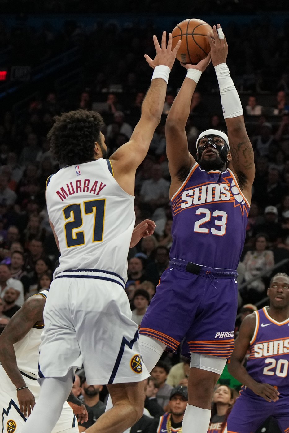 Jokic hits the go-ahead jumper as the Nuggets edge the Suns 125-123