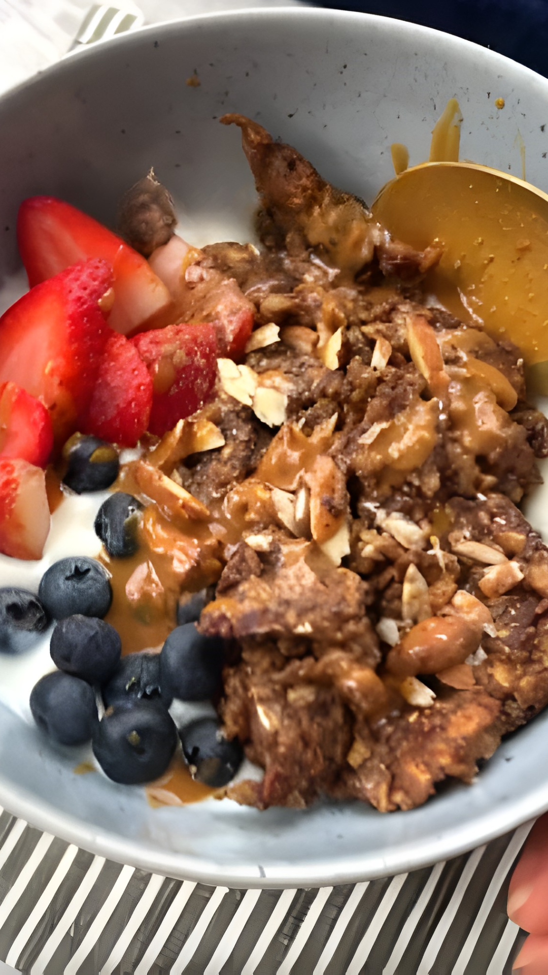A filling and balanced protein scrambled oats breakfast