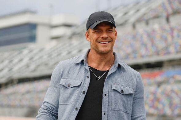 Alan Ritchson's neighbor opens up following feral street fight as star ...