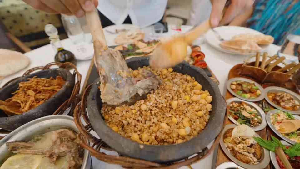 A food tour through Damascus - massive milkshakes and traditional dishes