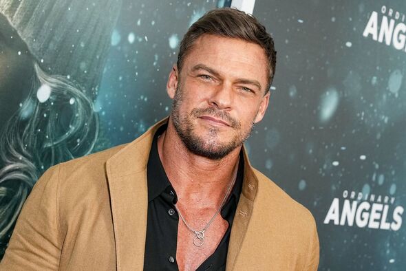 Alan Ritchson's neighbor opens up following feral street fight as star ...
