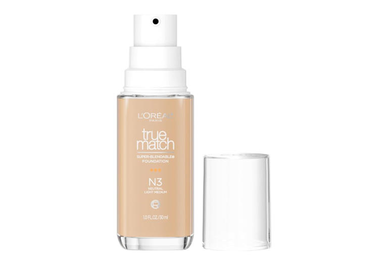 Nicole Kidman's glow is thanks to a foundation Martha Stewart's MUA ...