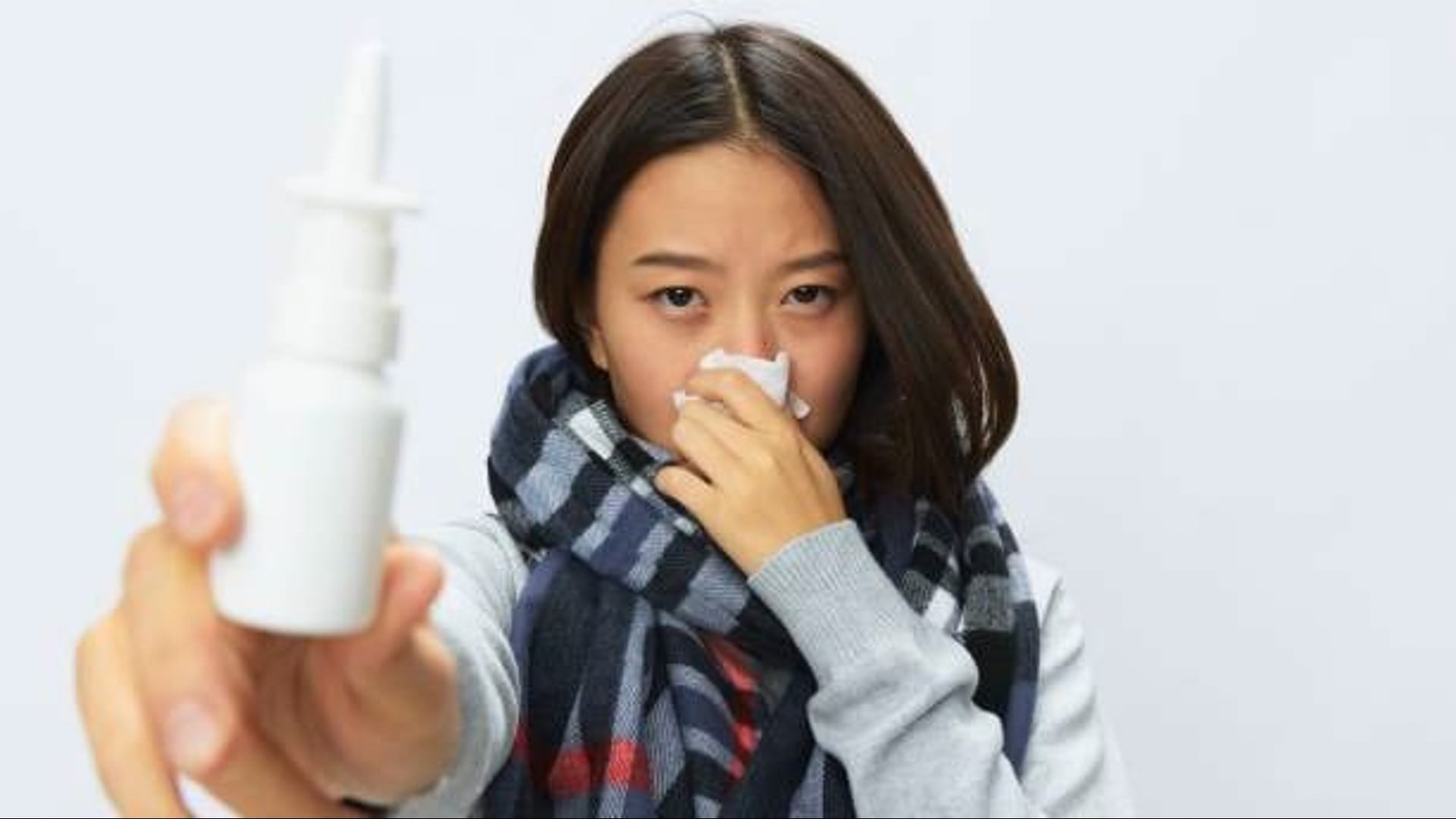 Questo spray potrebbe prevenire il raffreddore, l'influenza e il COVID-19?