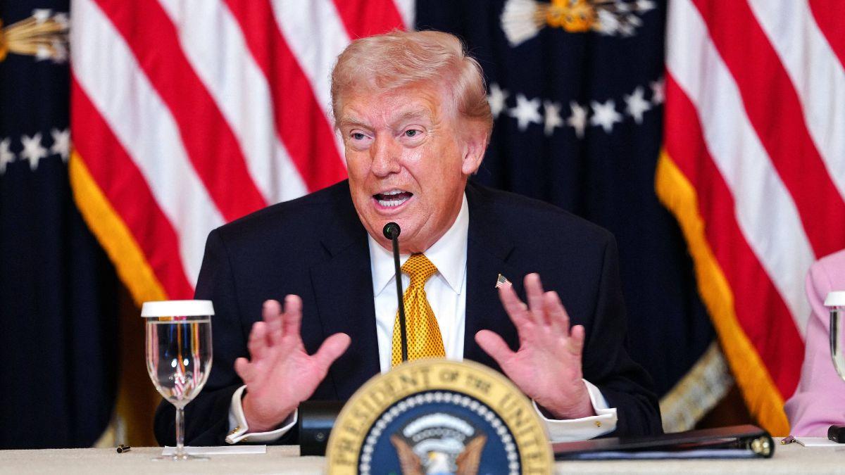 Bill Maher's feud with Donald Trump explodes as Kennedy Center ...