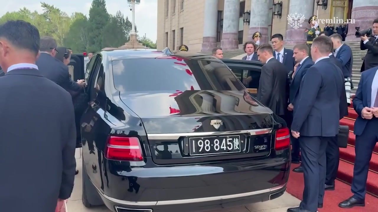 Kim Jong Un’s piranha tank execution after ‘throwing general’ to death