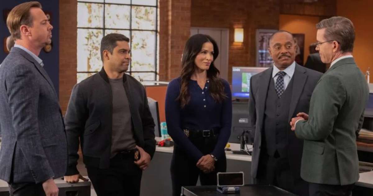 Why did Rocky Carroll leave 'NCIS'? Real reason behind Director Vance's ...