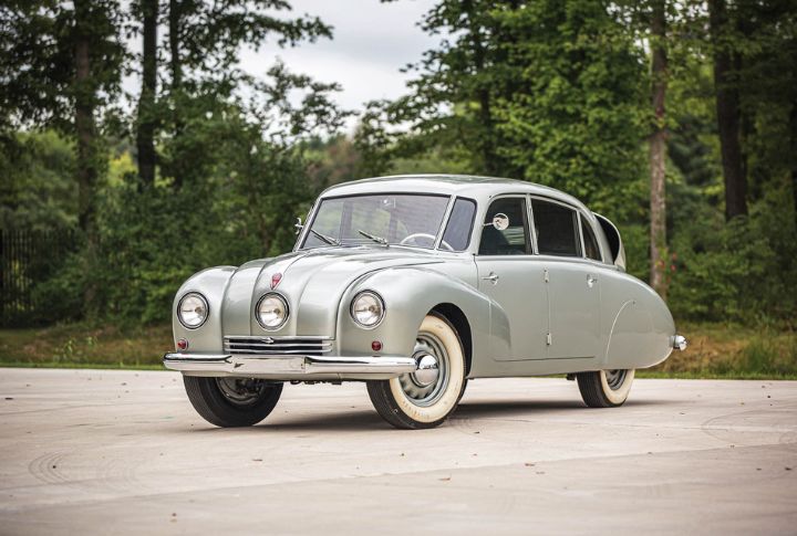 15 fantastic classic cars with rear engines