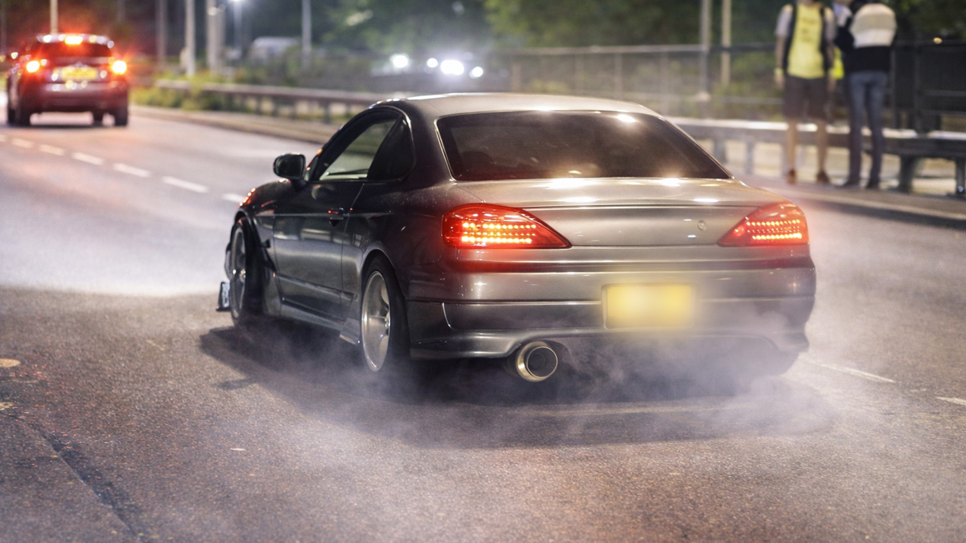 Modified cars show off style, leaving the car meet highlights