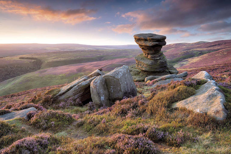 The real rock stars: mapped walks to amazing rock formations